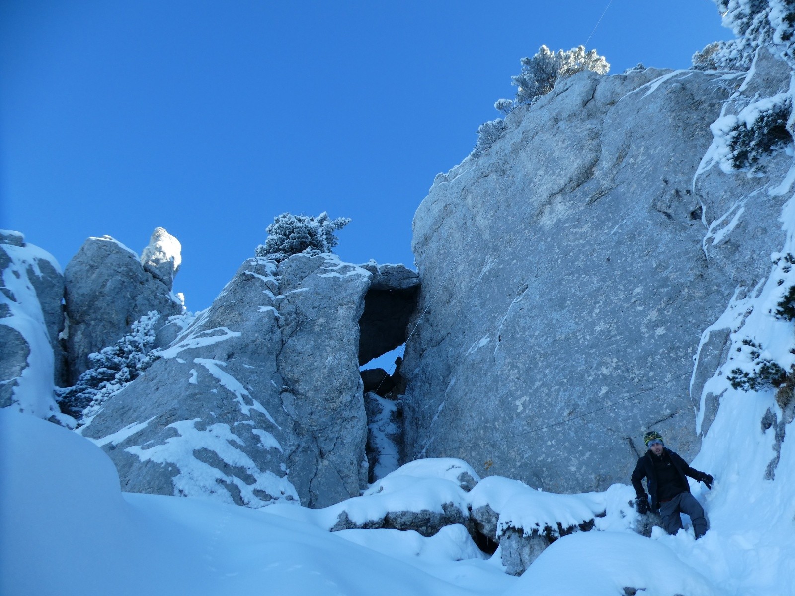 Mont Margeriaz, visite du Trou et Golet de l'Agneau, le 17.12.22 par fan