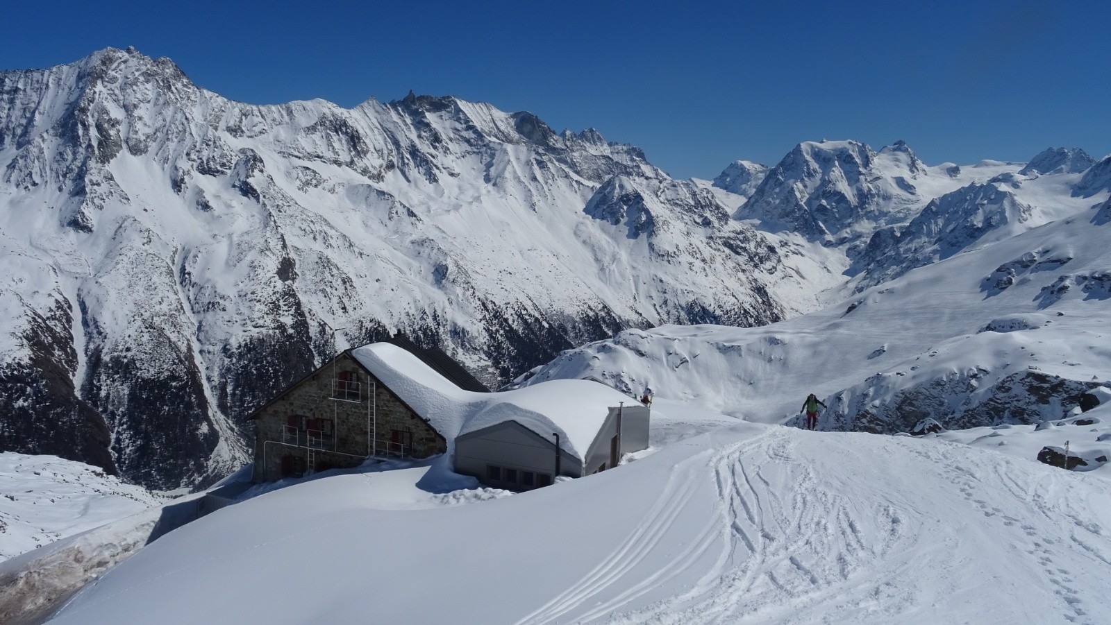 Selle N des Aiguilles Rouges d'Arolla, le 09.04.23 par Saile